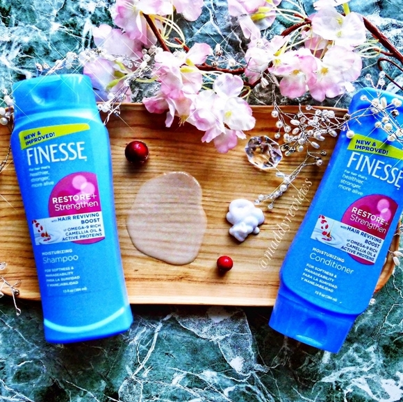 Finesse | Hair | Nwts Finesse Restore Strengthen Moisturizing Just The ...